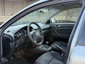 Grey Volkswagen Passat 2001 in Vilnius, with an engine capacity of 1.90 L and mileage of 350 thousand km for 1200 €, photo 9 on AUTOMOTO.COM.LV