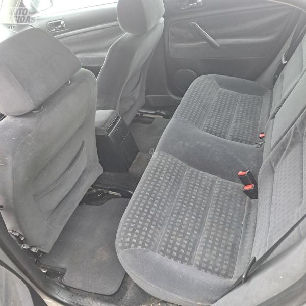 Grey Volkswagen Passat 2001 in Alytus, with an engine capacity of 1.90 L and mileage of 384 thousand km for 1150 €, photo 10 on AUTOMOTO.COM.LV