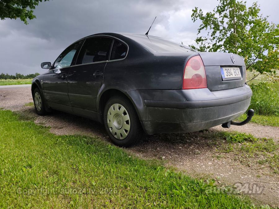 Pelēks Volkswagen Passat 2001 Tallina, ar dzinēja tilpumu 1.80 L un nobraukumu 370 tūkst. km par 1600 €, foto 11 vietnē AUTOMOTO.COM.LV