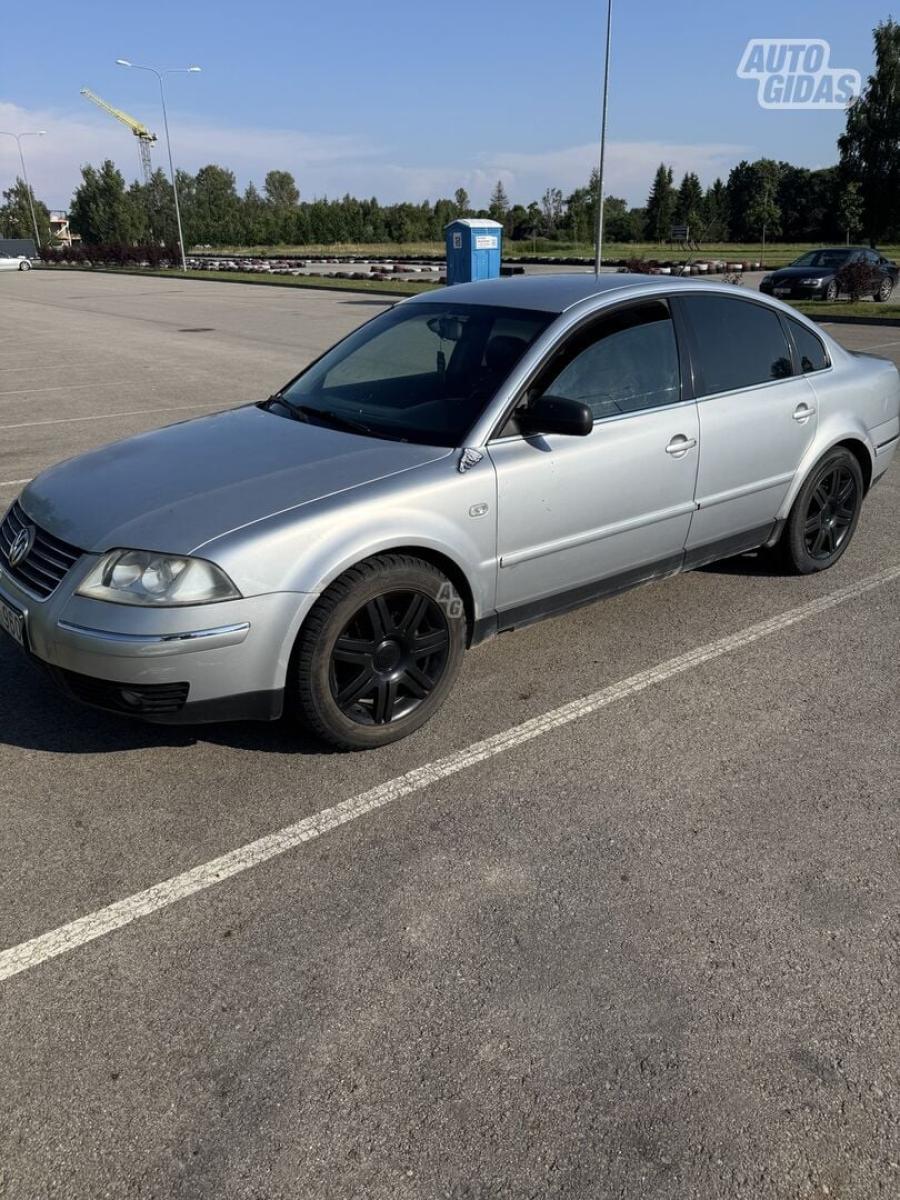 Pelēks Volkswagen Passat 2001 Mažeikiai, ar dzinēja tilpumu 2.00 L un nobraukumu 387 tūkst. km par 1100 €, foto 3 vietnē AUTOMOTO.COM.LV