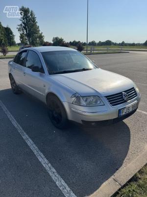 Pelēks Volkswagen Passat 2001 Mažeikiai, ar dzinēja tilpumu 2.00 L un nobraukumu 387 tūkst. km par 1100 €, foto 5 vietnē AUTOMOTO.COM.LV