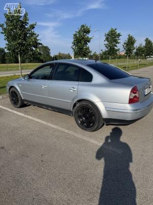 Pelēks Volkswagen Passat 2001 Mažeikiai, ar dzinēja tilpumu 2.00 L un nobraukumu 387 tūkst. km par 1100 €, foto 6 vietnē AUTOMOTO.COM.LV