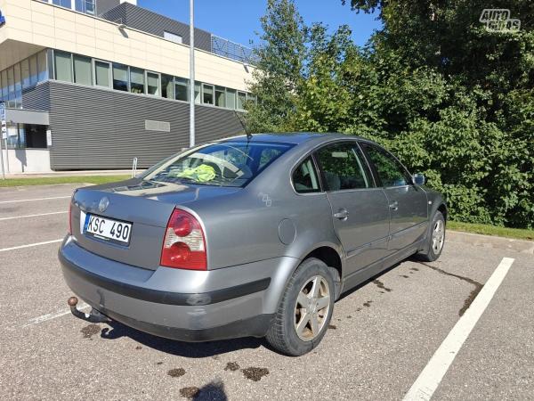 Pelēks Volkswagen Passat 2001 Viļņa, ar dzinēja tilpumu 1.90 L un nobraukumu 324 tūkst. km par 1300 €, foto 7 vietnē AUTOMOTO.COM.LV