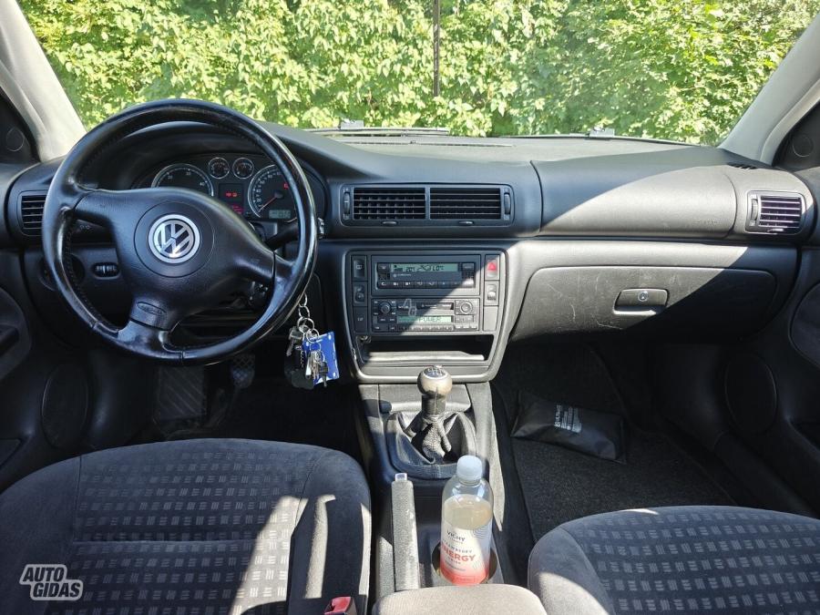 Pelēks Volkswagen Passat 2001 Viļņa, ar dzinēja tilpumu 1.90 L un nobraukumu 324 tūkst. km par 1300 €, foto 11 vietnē AUTOMOTO.COM.LV