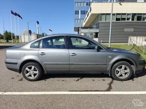 Grey Volkswagen Passat 2001 in Vilnius, with an engine capacity of 1.90 L and mileage of 324 thousand km for 1300 €, photo 9 on AUTOMOTO.COM.LV