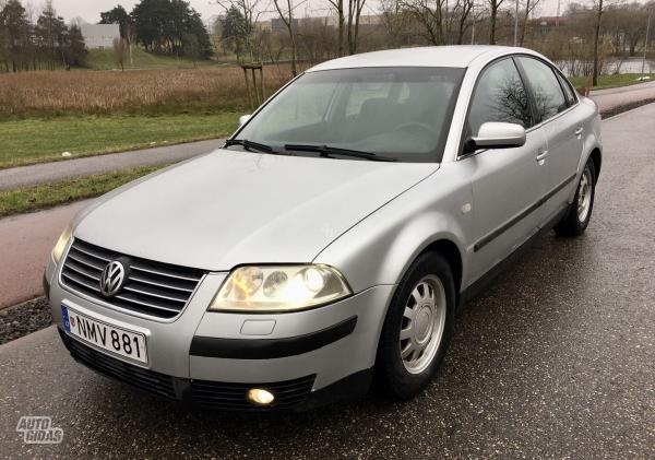 Grey Volkswagen Passat 2002 in Vilnius, with an engine capacity of 1.90 L and mileage of 380 thousand km for 1150 €, photo 3 on AUTOMOTO.COM.LV