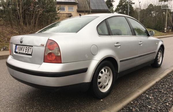 Grey Volkswagen Passat 2002 in Vilnius, with an engine capacity of 1.90 L and mileage of 380 thousand km for 1150 €, photo 6 on AUTOMOTO.COM.LV