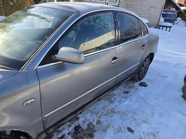 Grey Volkswagen Passat 2002 in Kretinga, with an engine capacity of 1.90 L and mileage of 269 thousand km for 1100 €, photo 1 on AUTOMOTO.COM.LV