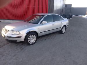 Pelēks Volkswagen Passat 2002 Šauļi, ar dzinēja tilpumu 1.90 L un nobraukumu 301 tūkst. km par 1280 €, foto 5 vietnē AUTOMOTO.COM.LV