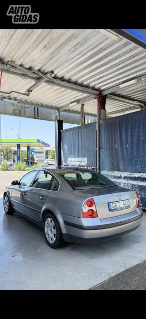 Pelēks Volkswagen Passat 2002 Viļņa, ar dzinēja tilpumu 1.80 L un nobraukumu 388 tūkst. km par 999 €, foto 4 vietnē AUTOMOTO.COM.LV