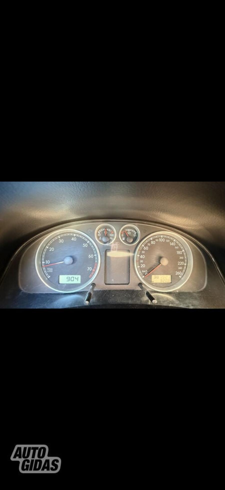 Pelēks Volkswagen Passat 2002 Viļņa, ar dzinēja tilpumu 1.80 L un nobraukumu 388 tūkst. km par 999 €, foto 6 vietnē AUTOMOTO.COM.LV