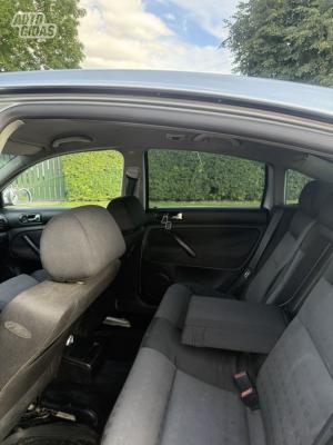 Pelēks Volkswagen Passat 2002 Šauļi, ar dzinēja tilpumu 1.90 L un nobraukumu 300 tūkst. km par 1350 €, foto 8 vietnē AUTOMOTO.COM.LV