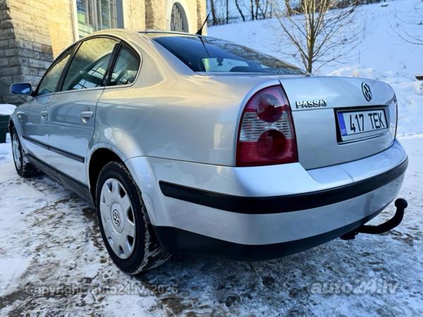 Pelēks Volkswagen Passat 2003 Tallina, ar dzinēja tilpumu 2.00 L un nobraukumu 250 tūkst. km par 1699 €, foto 4 vietnē AUTOMOTO.COM.LV