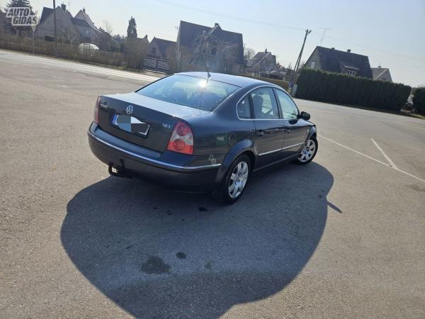 Pelēks Volkswagen Passat 2003 Vilkaviškis, ar dzinēja tilpumu 1.80 L un nobraukumu 211 tūkst. km par 1250 €, foto 4 vietnē AUTOMOTO.COM.LV