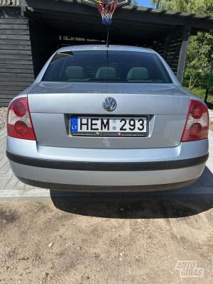 Grey Volkswagen Passat 2003 in Marijampole, with an engine capacity of 1.60 L and mileage of 246 thousand km for 900 €, photo 5 on AUTOMOTO.COM.LV