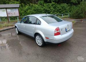 Grey Volkswagen Passat 2003 in Telschi, with an engine capacity of 1.80 L and mileage of 311 thousand km for 1950 €, photo 3 on AUTOMOTO.COM.LV