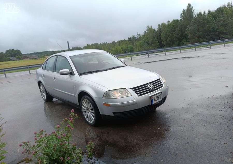 Grey Volkswagen Passat 2003 in Telschi, with an engine capacity of 1.80 L and mileage of 311 thousand km for 1950 €, photo 4 on AUTOMOTO.COM.LV