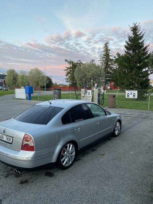 Grey Volkswagen Passat 2003 in Rakvere, with an engine capacity of 2.80 L and mileage of 207 thousand km for 3200 €, photo 10 on AUTOMOTO.COM.LV