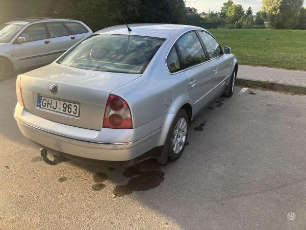 Pelēks Volkswagen Passat 2003 Kauņa, ar dzinēja tilpumu 1.90 L un nobraukumu 470 tūkst. km par 1600 €, foto 7 vietnē AUTOMOTO.COM.LV