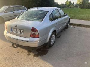 Pelēks Volkswagen Passat 2003 Kauņa, ar dzinēja tilpumu 1.90 L un nobraukumu 470 tūkst. km par 1600 €, foto 7 vietnē AUTOMOTO.COM.LV