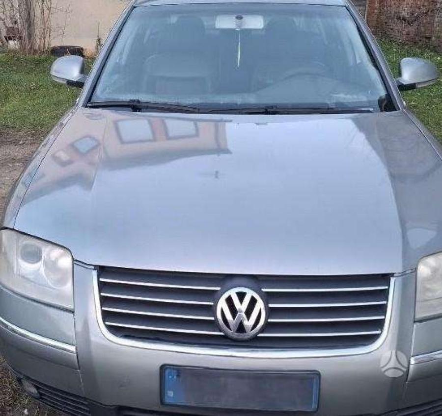 Pelēks Volkswagen Passat 2004 Mažeikiai, ar dzinēja tilpumu 1.80 L un nobraukumu 22 tūkst. km par 2200 €, foto 6 vietnē AUTOMOTO.COM.LV