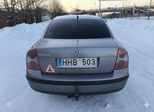 Grey Volkswagen Passat 2004 in Siauliai, with an engine capacity of 1.90 L and mileage of 334 thousand km for 1290 €, photo 5 on AUTOMOTO.COM.LV