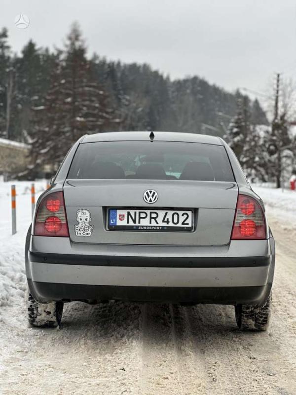 Pelēks Volkswagen Passat 2004 Viļņa, ar dzinēja tilpumu 1.90 L un nobraukumu 378 tūkst. km par 1199 €, foto 9 vietnē AUTOMOTO.COM.LV