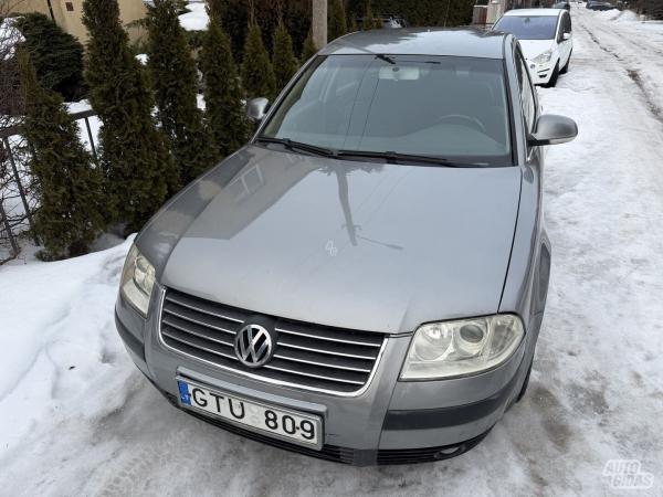 Grey Volkswagen Passat 2004 in Kaunas, with an engine capacity of 1.90 L and mileage of 219 thousand km for 1450 €, photo 1 on AUTOMOTO.COM.LV