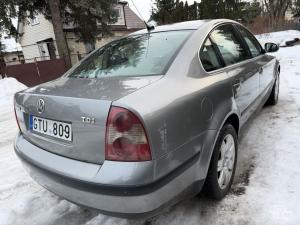 Pelēks Volkswagen Passat 2004 Kauņa, ar dzinēja tilpumu 1.90 L un nobraukumu 219 tūkst. km par 1450 €, foto 6 vietnē AUTOMOTO.COM.LV