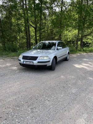 Grey Volkswagen Passat 2004 in Taurage, with an engine capacity of 1.90 L and mileage of 290 thousand km for 900 €, photo 3 on AUTOMOTO.COM.LV