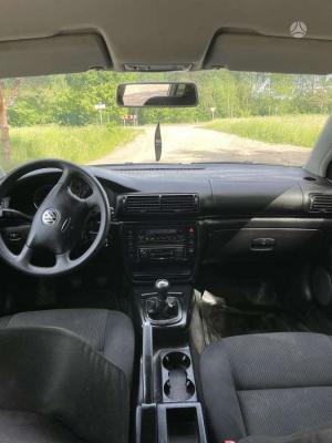 Grey Volkswagen Passat 2004 in Taurage, with an engine capacity of 1.90 L and mileage of 290 thousand km for 900 €, photo 13 on AUTOMOTO.COM.LV