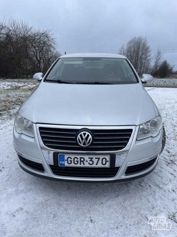 Grey Volkswagen Passat 2005 in Alytus, with an engine capacity of 2.00 L and mileage of 190 thousand km for 2200 €, photo 2 on AUTOMOTO.COM.LV