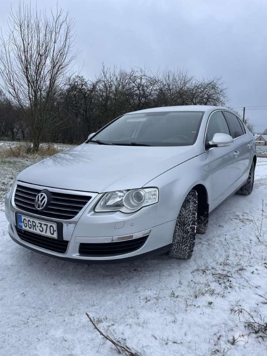 Pelēks Volkswagen Passat 2005 Alīta, ar dzinēja tilpumu 2.00 L un nobraukumu 190 tūkst. km par 2200 €, foto 3 vietnē AUTOMOTO.COM.LV