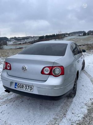 Pelēks Volkswagen Passat 2005 Alīta, ar dzinēja tilpumu 2.00 L un nobraukumu 190 tūkst. km par 2200 €, foto 7 vietnē AUTOMOTO.COM.LV