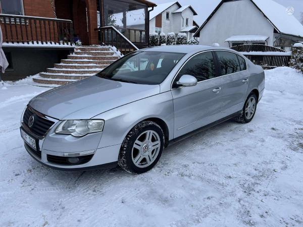 Pelēks Volkswagen Passat 2005 Pasvalys, ar dzinēja tilpumu 1.98 L un nobraukumu 235 tūkst. km par 2200 €, foto 1 vietnē AUTOMOTO.COM.LV