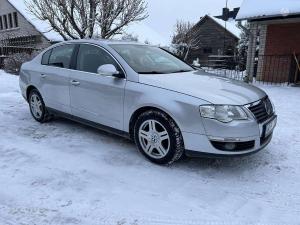 Grey Volkswagen Passat 2005 in Pasvalys, with an engine capacity of 1.98 L and mileage of 235 thousand km for 2200 €, photo 3 on AUTOMOTO.COM.LV