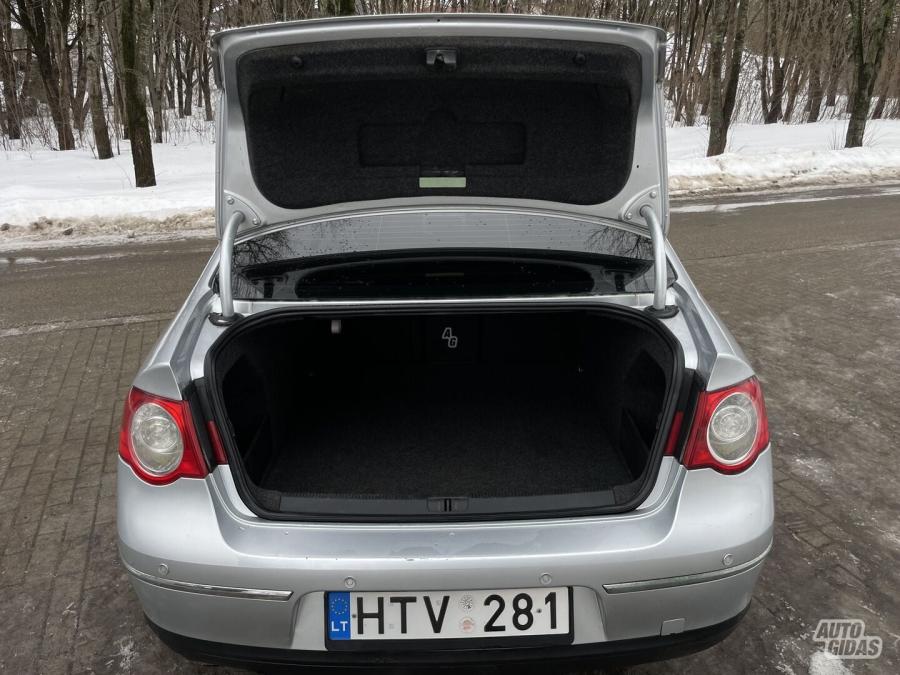 Pelēks Volkswagen Passat 2005 Šilutė, ar dzinēja tilpumu 2.00 L un nobraukumu 383 tūkst. km par 1850 €, foto 7 vietnē AUTOMOTO.COM.LV