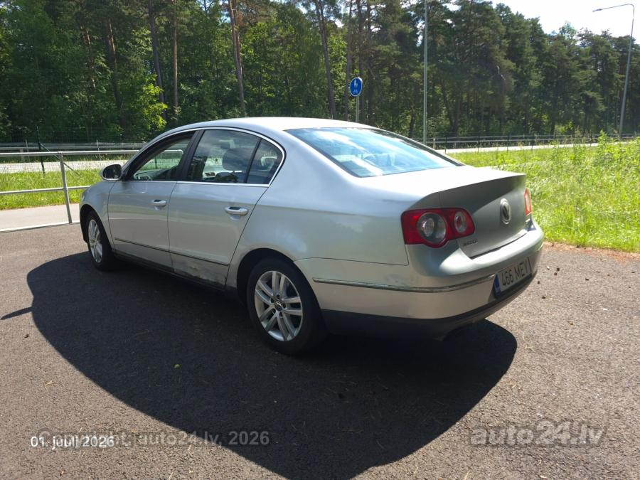 Grey Volkswagen Passat 2005 in Parnu, with an engine capacity of 2.00 L and mileage of 223 thousand km for 750 €, photo 9 on AUTOMOTO.COM.LV