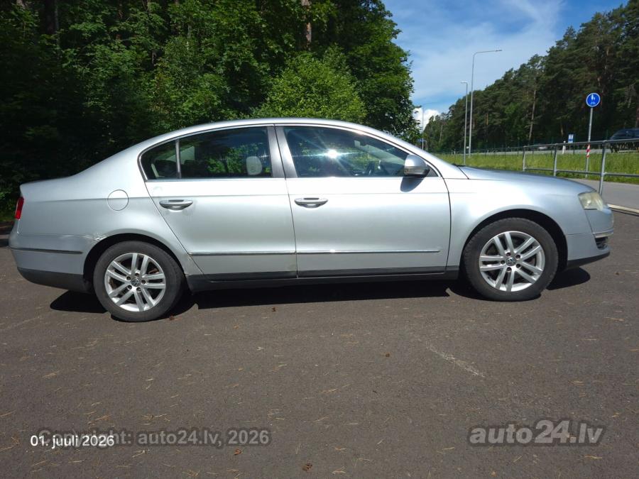 Grey Volkswagen Passat 2005 in Parnu, with an engine capacity of 2.00 L and mileage of 223 thousand km for 750 €, photo 12 on AUTOMOTO.COM.LV