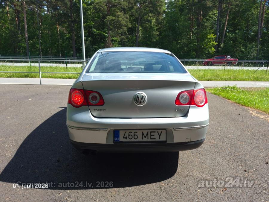 Grey Volkswagen Passat 2005 in Parnu, with an engine capacity of 2.00 L and mileage of 223 thousand km for 750 €, photo 14 on AUTOMOTO.COM.LV