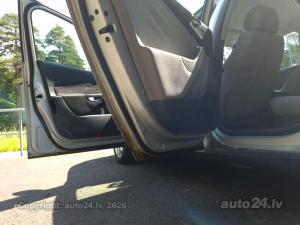 Grey Volkswagen Passat 2005 in Parnu, with an engine capacity of 2.00 L and mileage of 223 thousand km for 750 €, photo 19 on AUTOMOTO.COM.LV