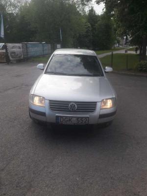 Pelēks Volkswagen Passat 2005 Šauļi, ar dzinēja tilpumu 1.90 L un nobraukumu 328 tūkst. km par 500 €, foto 4 vietnē AUTOMOTO.COM.LV
