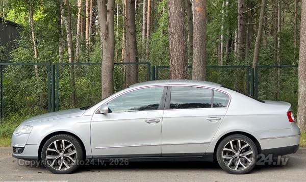 Grey Volkswagen Passat 2005 in Tallinn, with an engine capacity of 2.00 L and mileage of 297 thousand km for 1590 €, photo 5 on AUTOMOTO.COM.LV