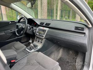 Серый Фольксваген Пассат 2005 в Таллин, объемом двигателя 2.00 л и пробегом 297 тыс. км за 1590 €, фото 9 на AUTOMOTO.COM.LV