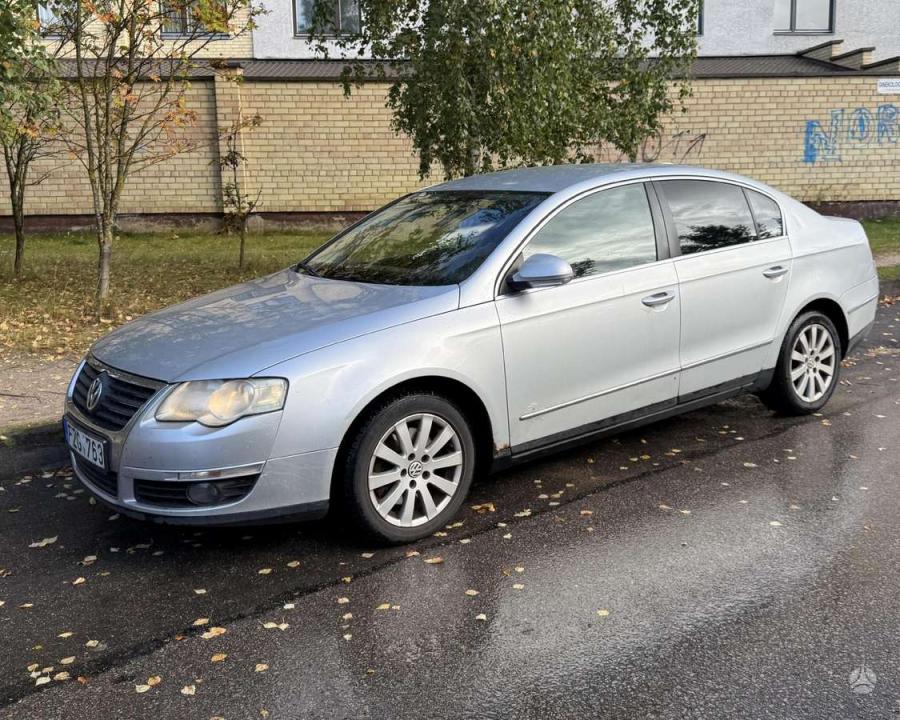 Pelēks Volkswagen Passat 2006 Viļņa, ar dzinēja tilpumu 1.97 L un nobraukumu 439 tūkst. km par 1400 €, foto 1 vietnē AUTOMOTO.COM.LV