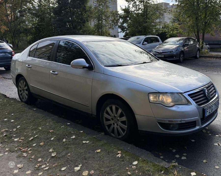 Pelēks Volkswagen Passat 2006 Viļņa, ar dzinēja tilpumu 1.97 L un nobraukumu 439 tūkst. km par 1400 €, foto 3 vietnē AUTOMOTO.COM.LV
