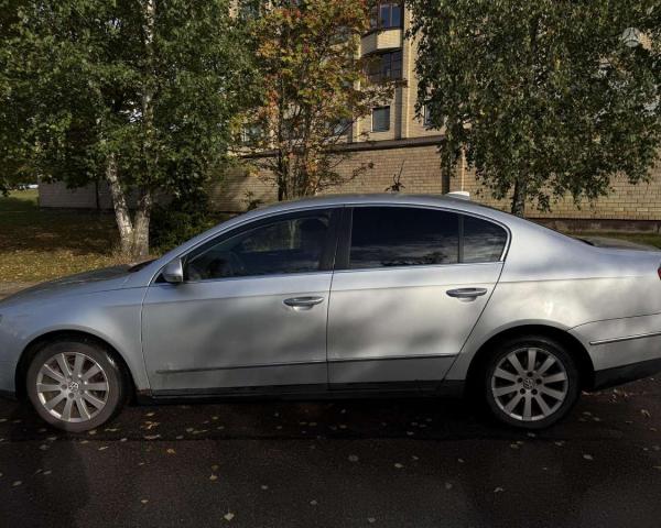 Grey Volkswagen Passat 2006 in Vilnius, with an engine capacity of 1.97 L and mileage of 439 thousand km for 1400 €, photo 10 on AUTOMOTO.COM.LV