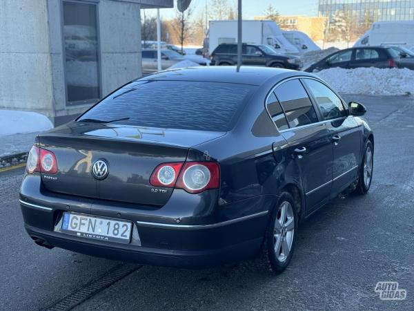 Pelēks Volkswagen Passat 2006 Viļņa, ar dzinēja tilpumu 2.00 L un nobraukumu 330 tūkst. km par 1399 €, foto 3 vietnē AUTOMOTO.COM.LV