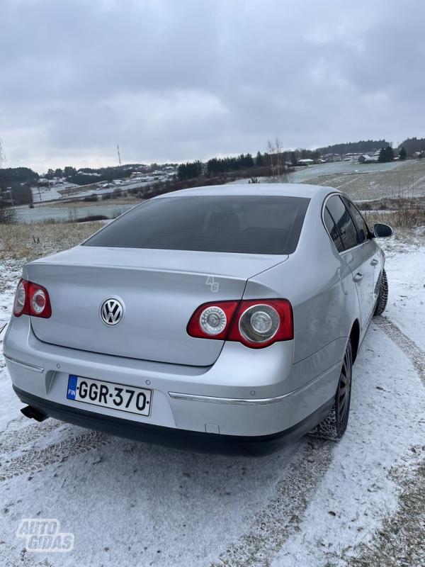 Grey Volkswagen Passat 2006 in Alytus, with an engine capacity of 2.00 L and mileage of 195 thousand km for 2200 €, photo 7 on AUTOMOTO.COM.LV