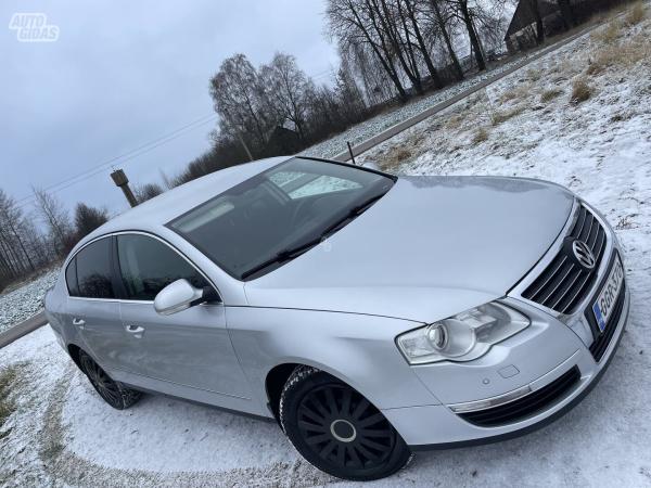 Grey Volkswagen Passat 2006 in Alytus, with an engine capacity of 2.00 L and mileage of 195 thousand km for 2200 €, photo 8 on AUTOMOTO.COM.LV